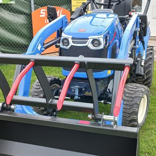 Iseki TXGS24 Compact Tractor – Frank Nicol